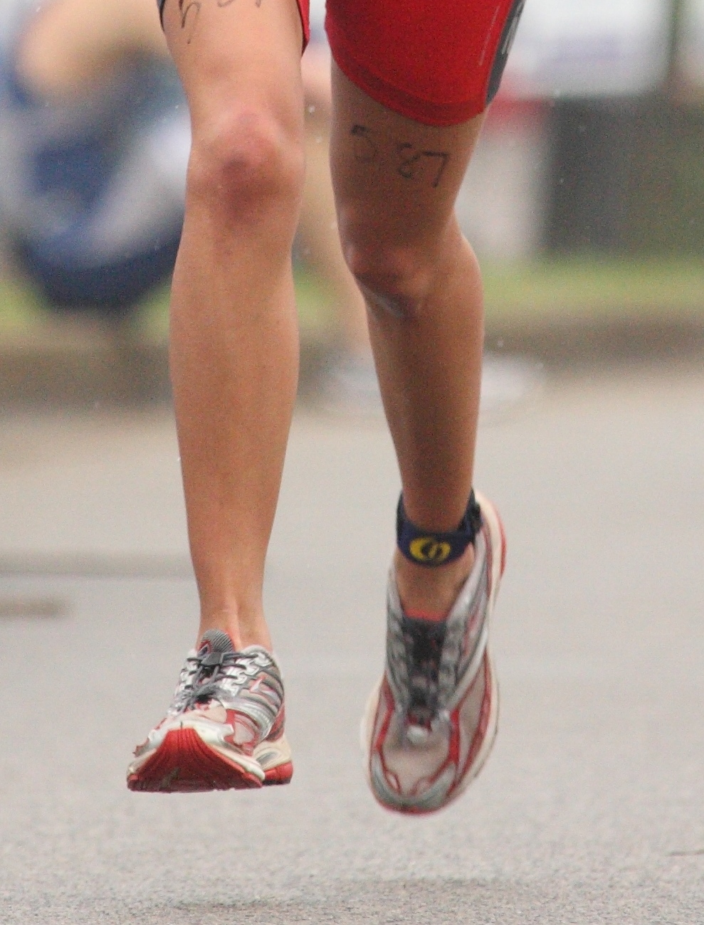 That Bounce In Your Running Stride Can Cost You Big Time - The Sport ...
