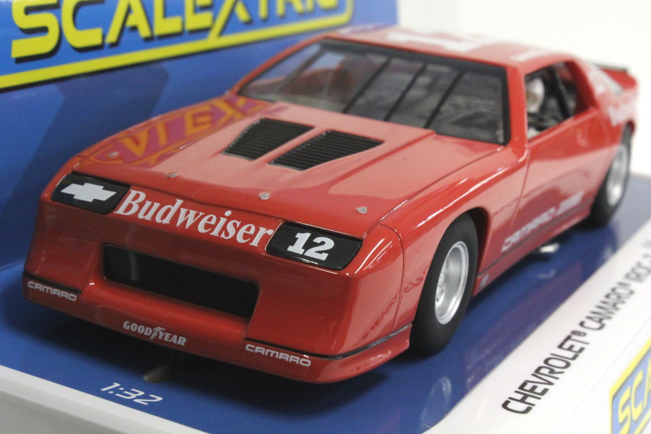 C4073 Scalextric Chevrolet Camaro Z-28 Budweiser IROC, #12 1:32 Slot ...