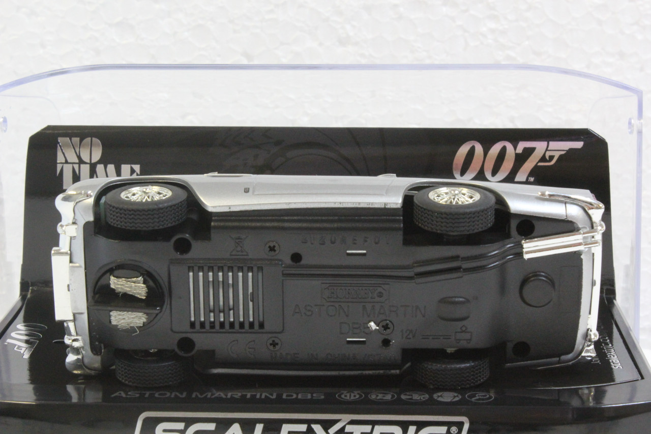 C4202 Scalextric James Bond Aston Martin DB5 - No Time To Die 1:32 Slot ...