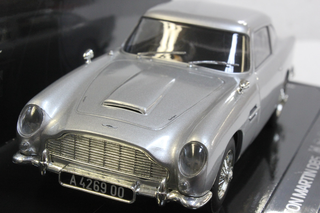 C4202 Scalextric James Bond Aston Martin DB5 - No Time To Die 1:32 Slot ...