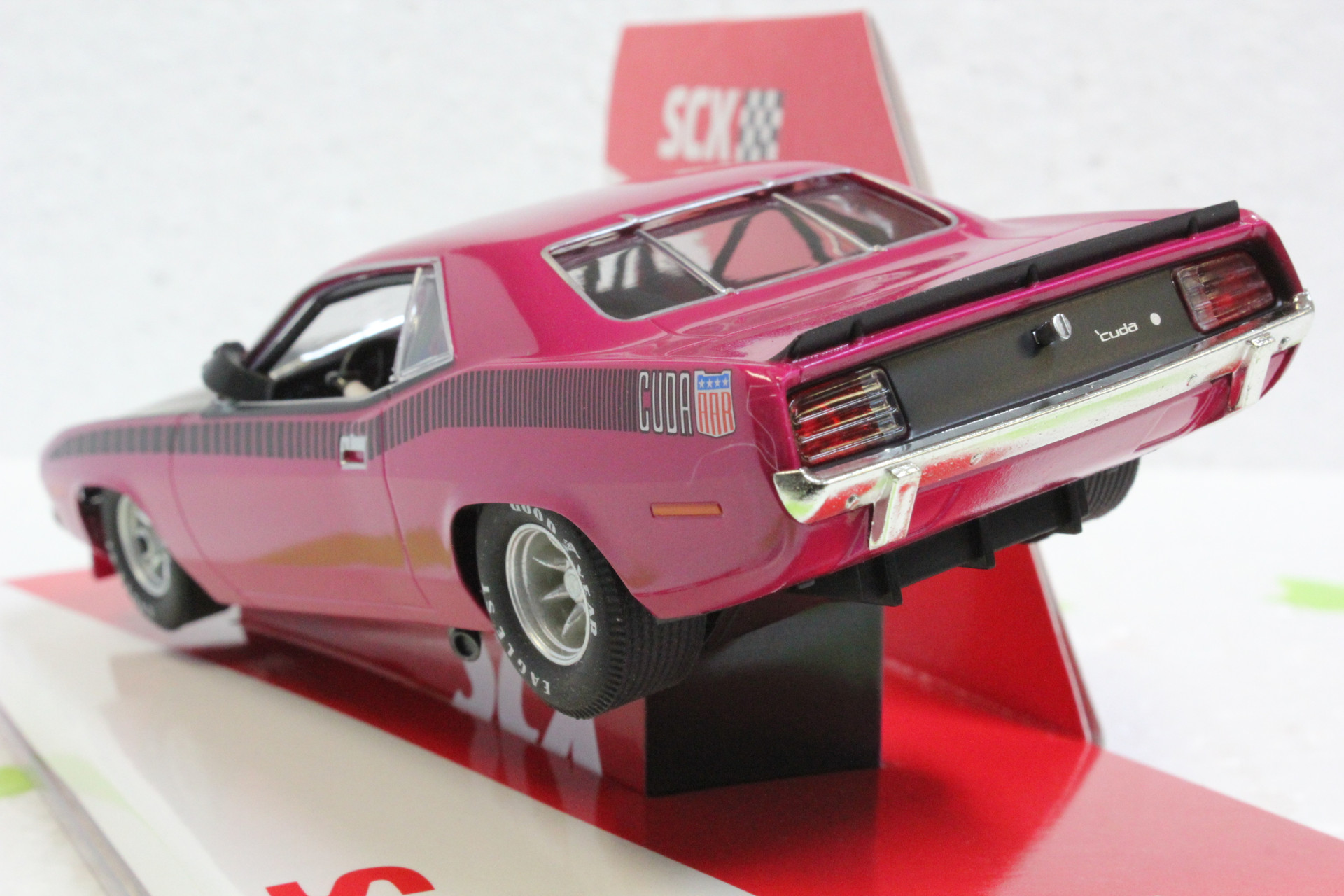 SCX Plymouth Trans Am AAR CUDA Panther Pink 1970 1:32 Slot Car