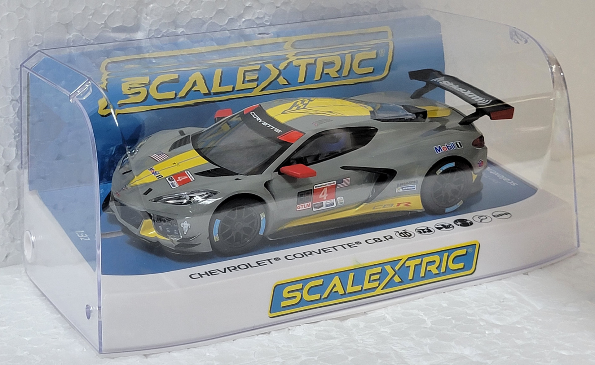 C4240 Scalextric Chevrolet Corvette C8R 24hrs Daytona 2020, #4 1:32 ...