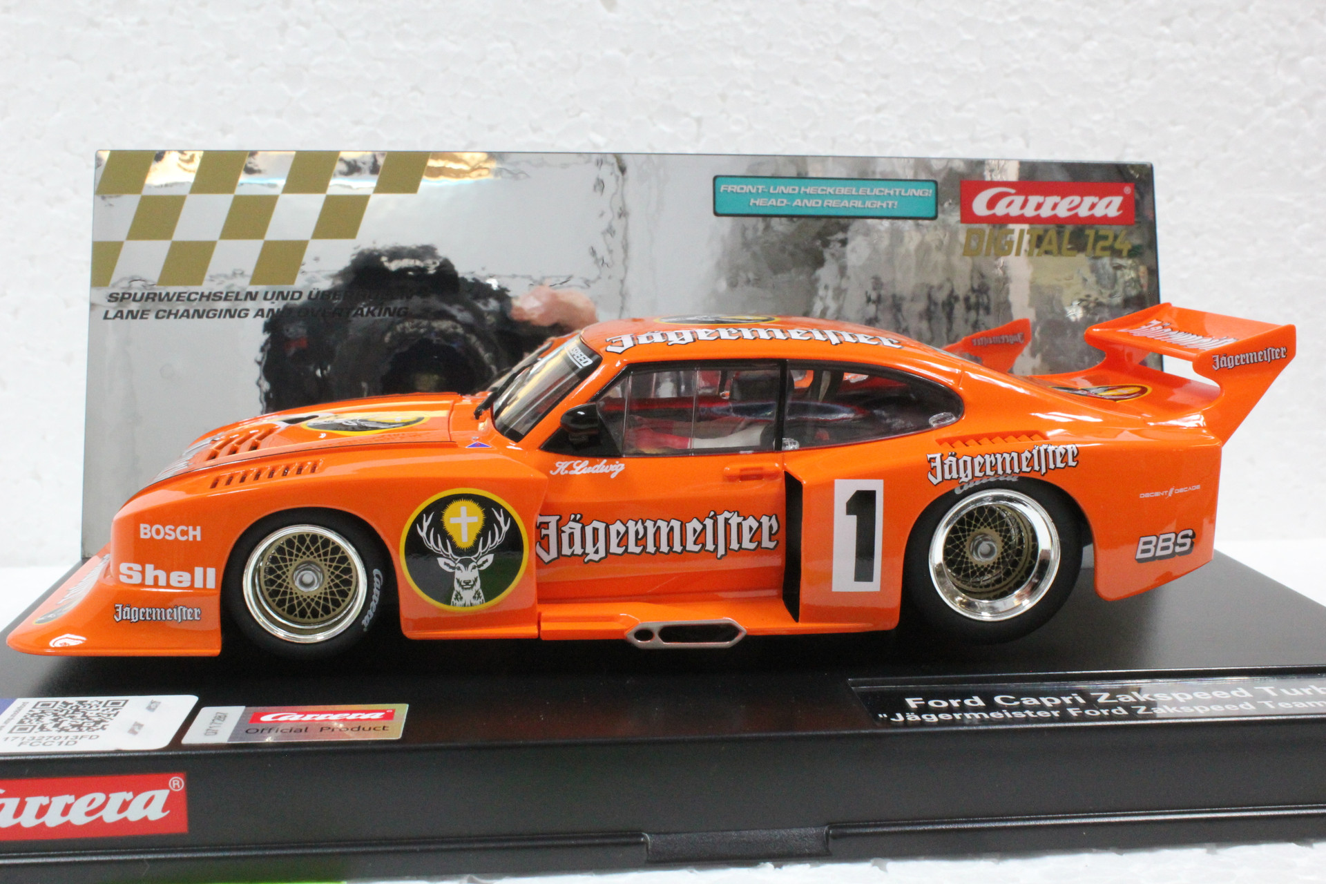 23936 Carrera Digital 124 Ford Capri Zakspeed Turbo Jägermeister, #1 1: ...