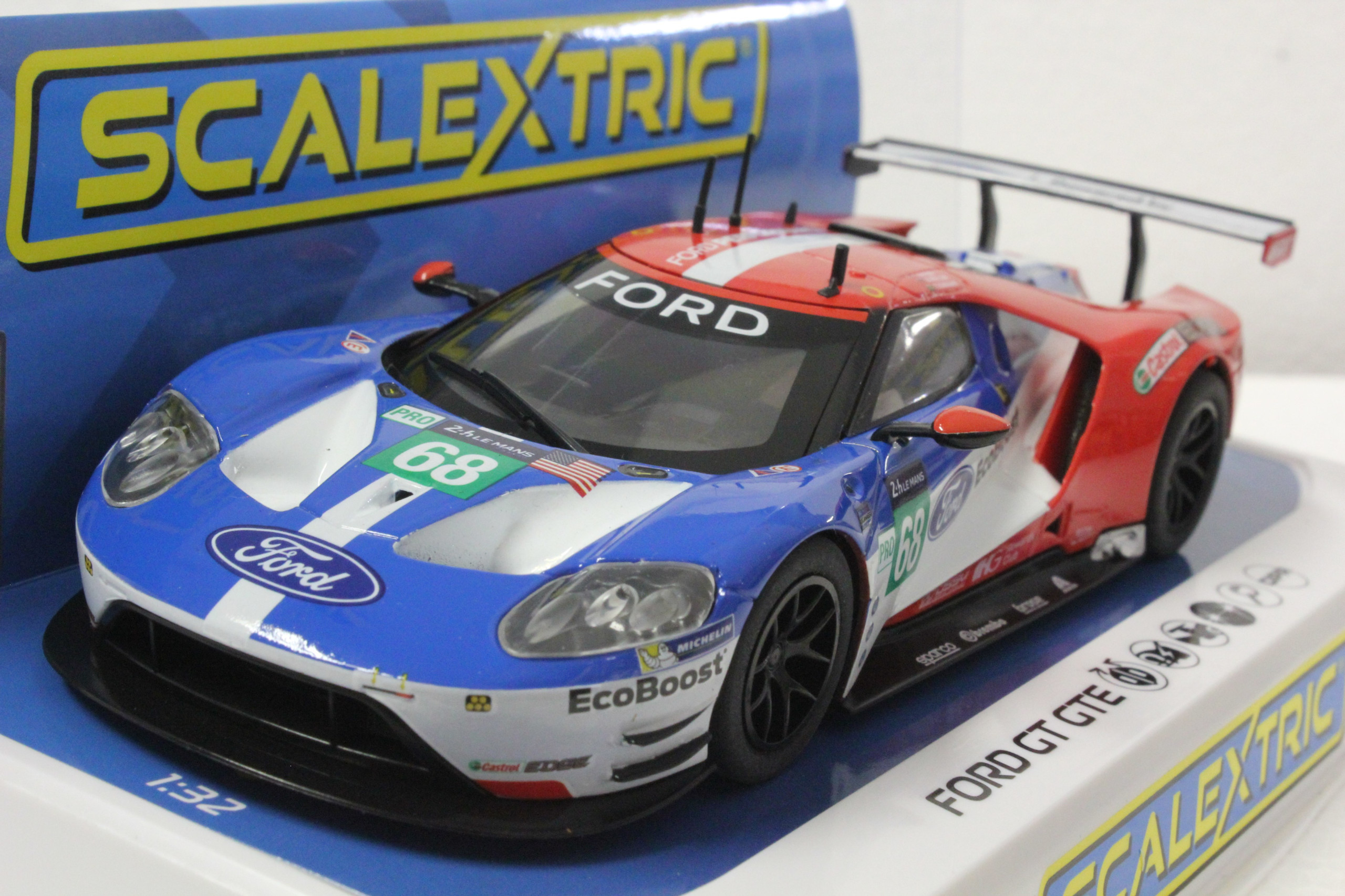 C3857 Scalextric Ford GT GTE Le Mans 2017, #68 1:32 Slot Car *DPR ...