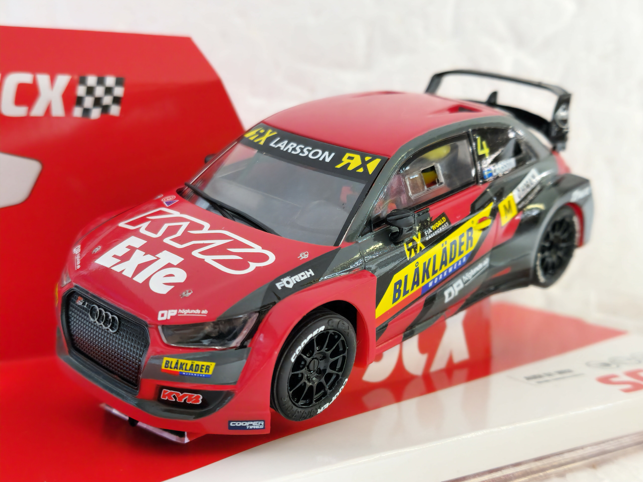 SCX 1:32 Slot Cars
