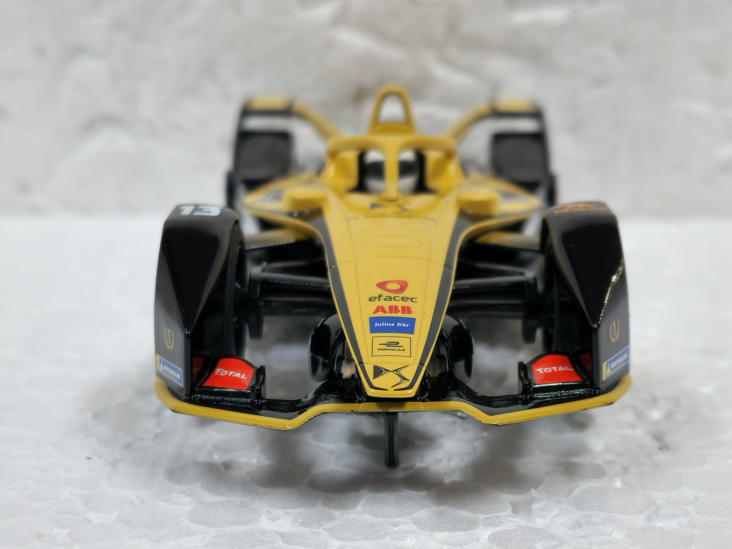 C4230 Scalextric Formula E DS Techeetah, #13 1:32 Slot Car *DPR ...