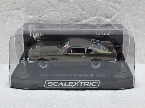 C4203 Scalextric James Bond Aston Martin V8 - No Time To Die 1:32 Slot ...