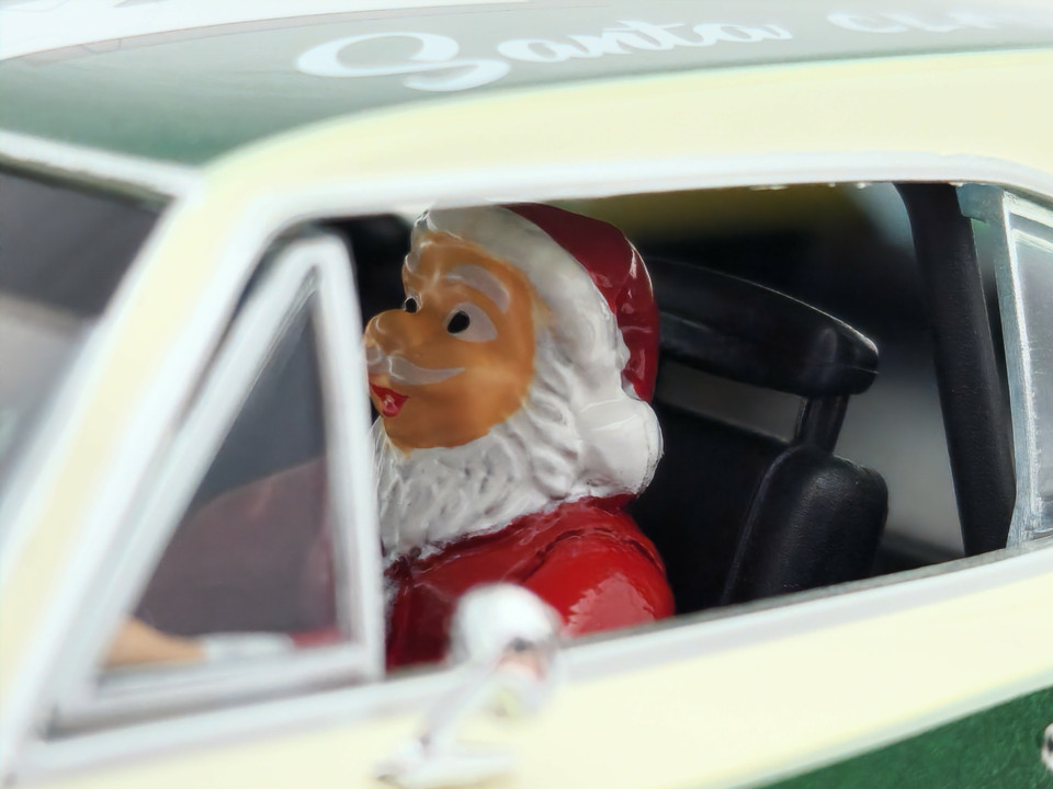 P177 Pioneer Santa's Dodge Charger Hemi 426 Green/White, #25 1:32 Slot ...