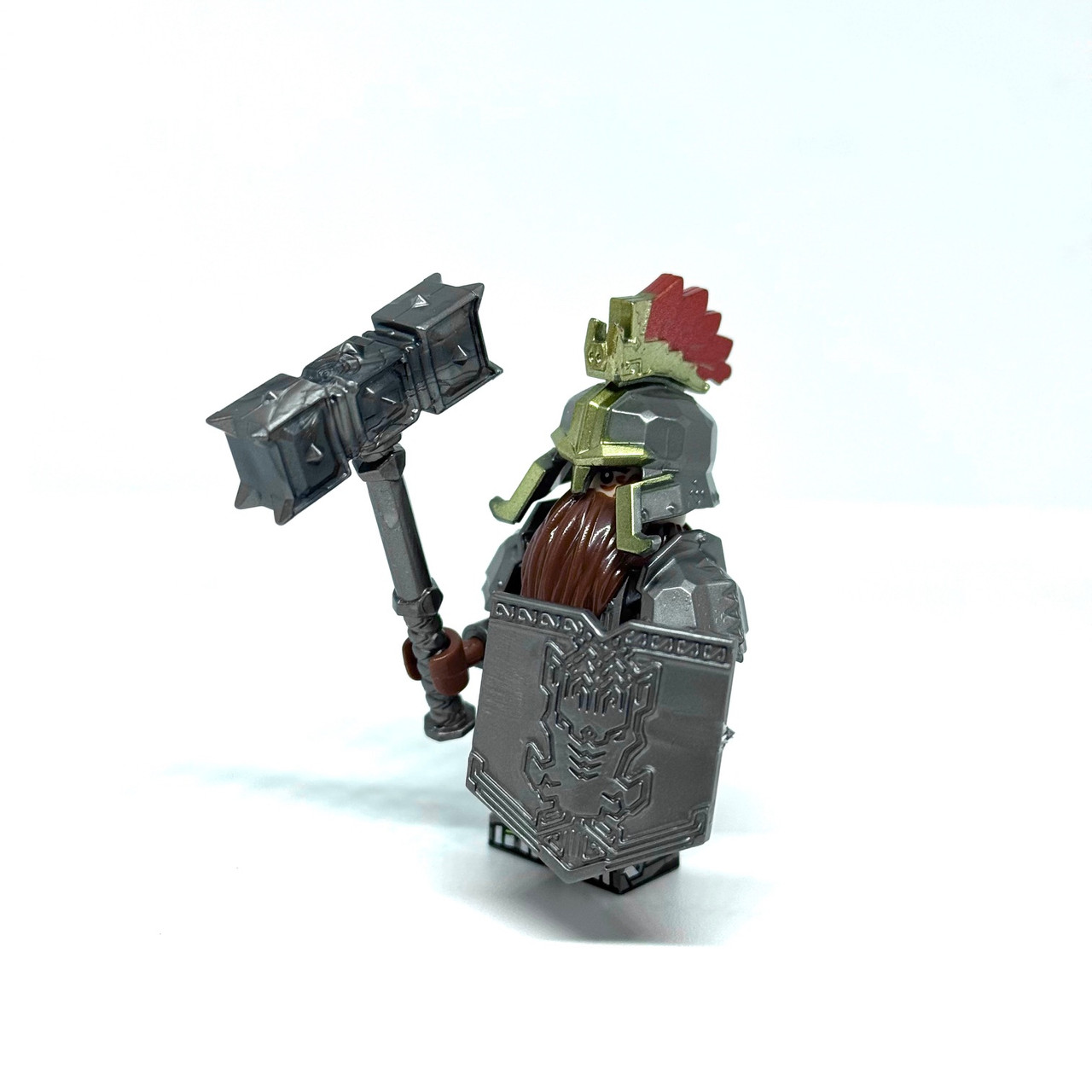 Armored Dwarf Soldier Minifigure with War Hammer Lord of the Rings