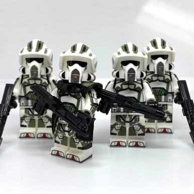 Commander Trauma and ARF Trooper Minifigures Star Wars Clone Troopers