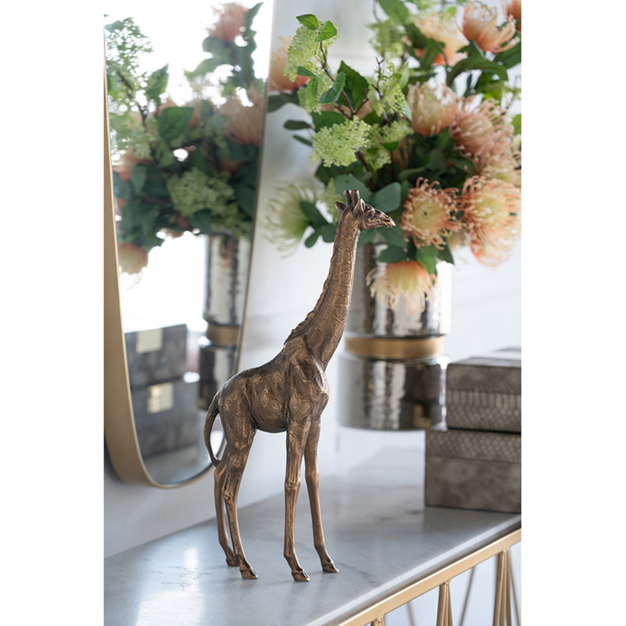 Large Giraffe Statue - 16" - Gold | Christmas Central