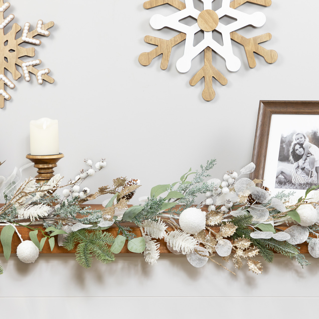 Mixed Winter Foliage Artificial Christmas Garland- 6' x 8" - Unlit ...