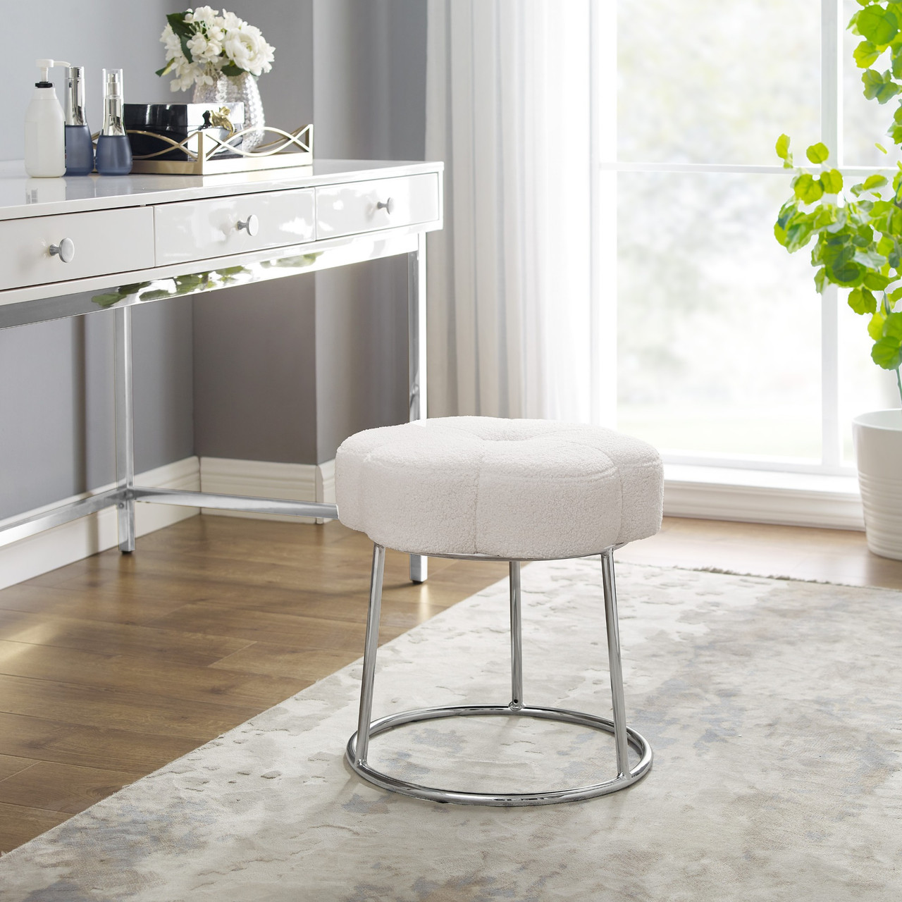 Floral Accent Vanity Stool - 17.75" - White & Silver | Christmas Central