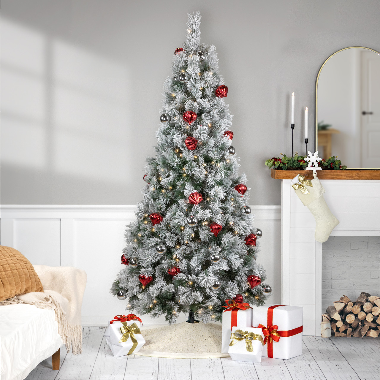 Pre-Lit Snowy Bristle Pine Artificial Christmas Tree - 6' - Clear ...
