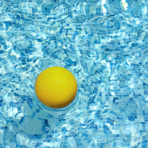 7" Yellow Shark Bites Grip Balls Geometric Pattern Swimming Pool Toy ...