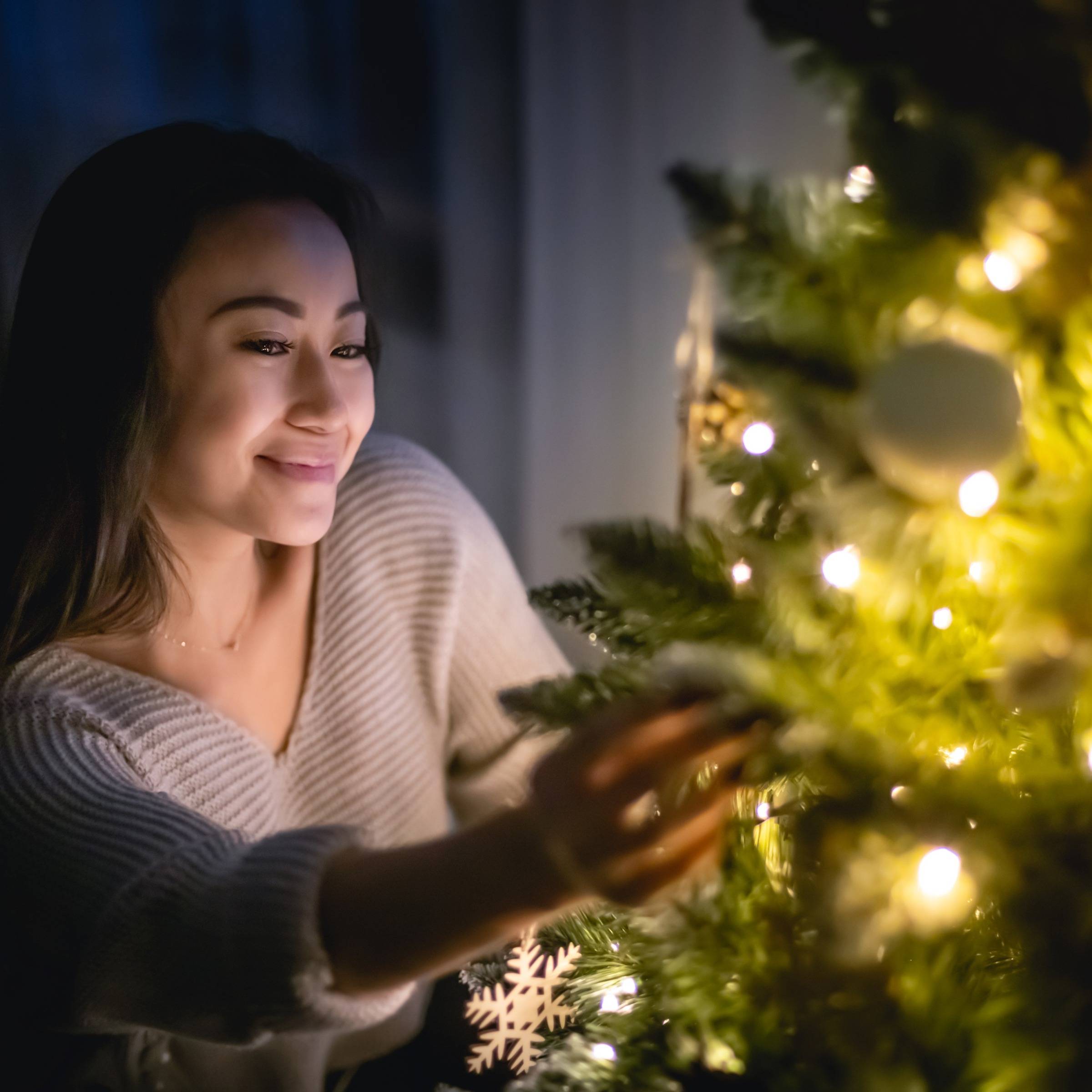Classic to Quirky: Lean into Nostalgic Christmas Decorations for Your ...
