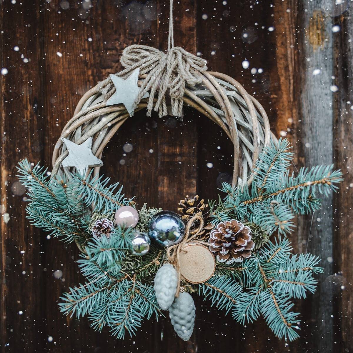 From Ho-Hum to Holiday Wow: How to Pick the Perfect Christmas Wreath ...
