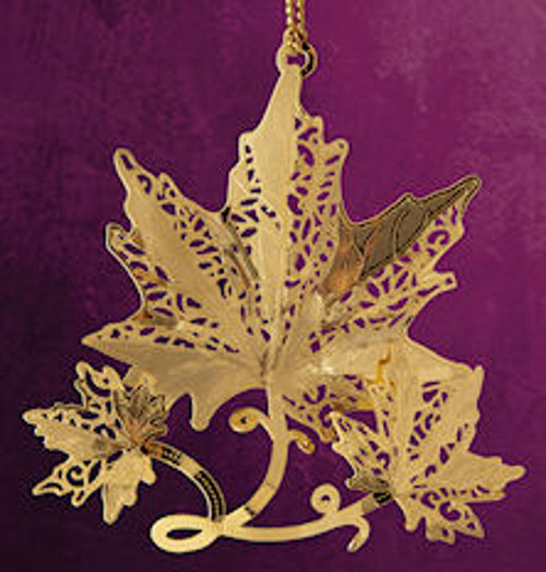 Maple Leaf | Christmas Central