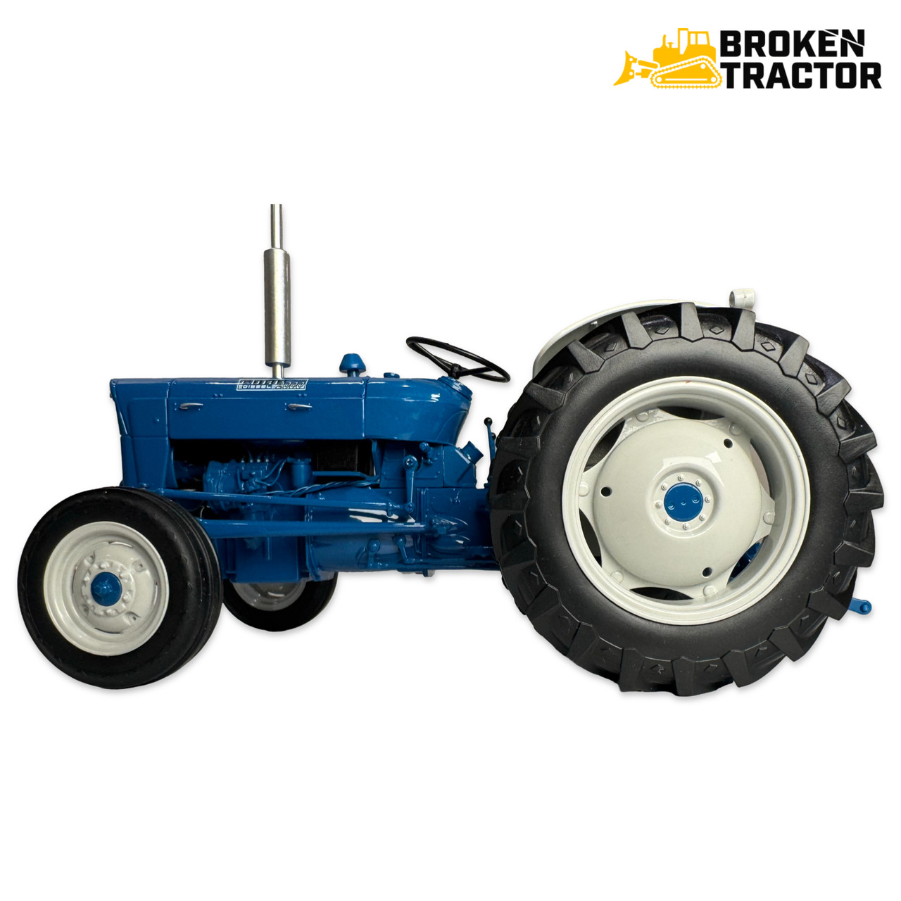 Fordson Super Dexta 2000 Tractor | Broken Tractor