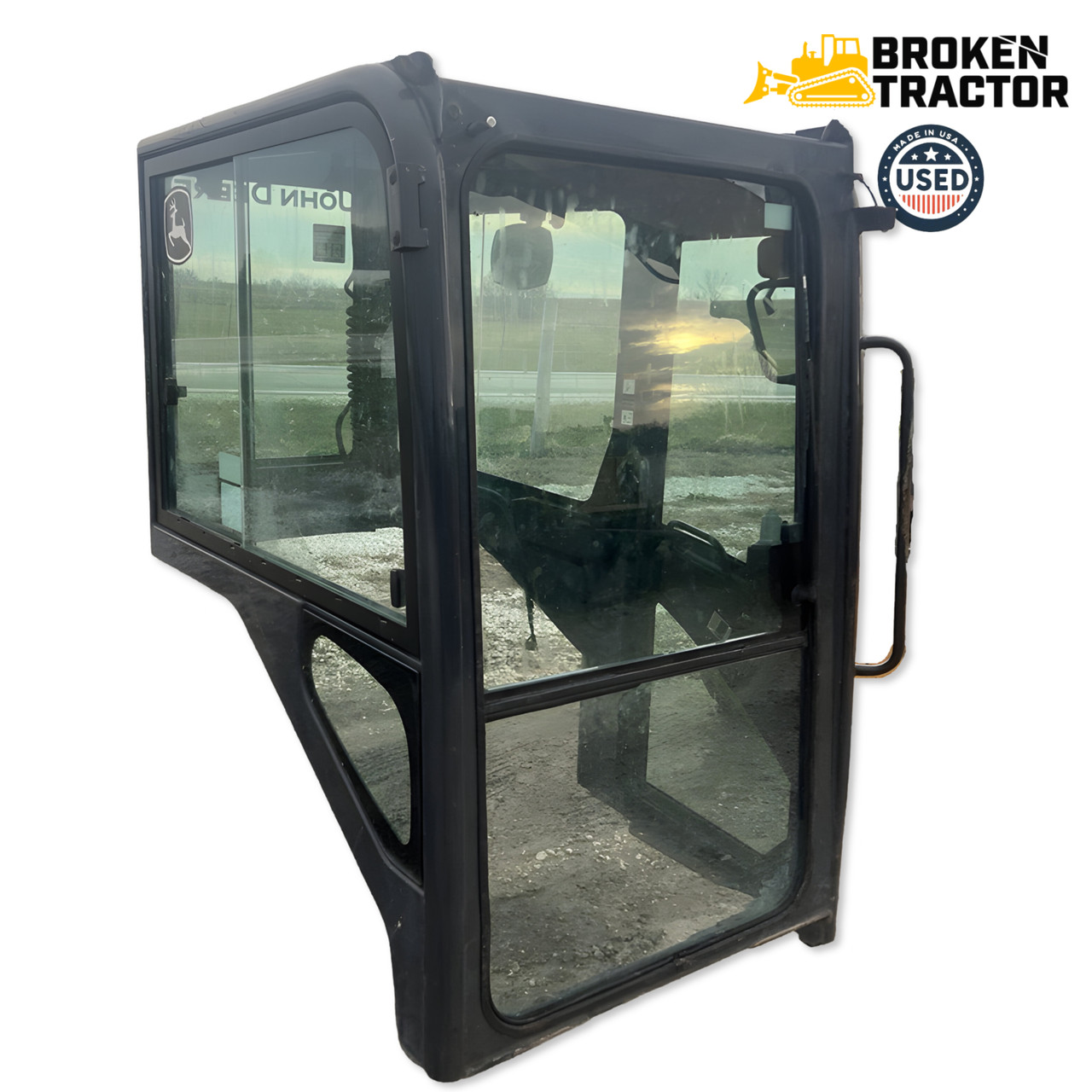 JD Excavator Cab w/ Door | Broken Tractor | FYD00013446