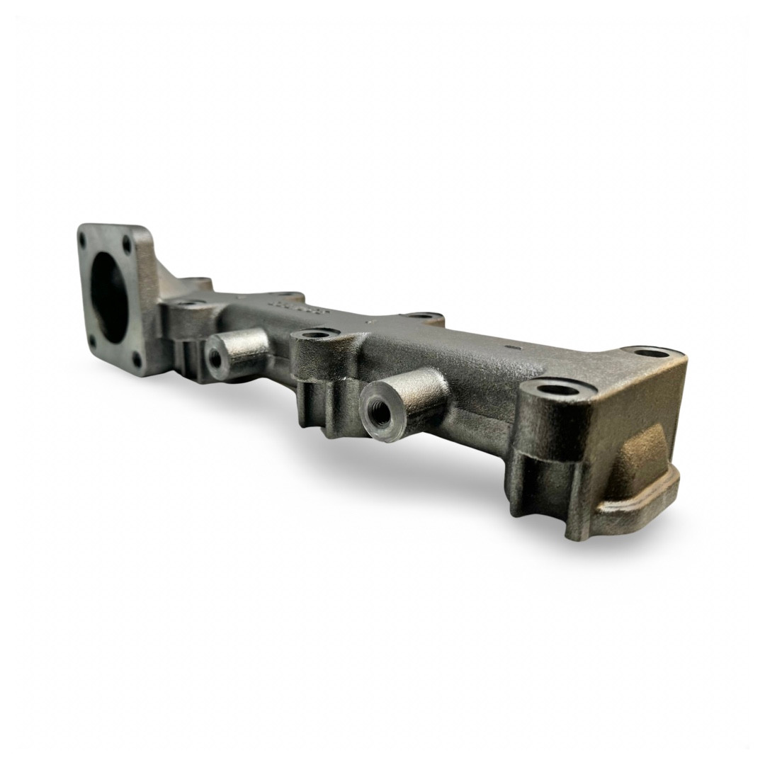 Case Cummins 3.9L 4-Cylinder Engine Exhaust Manifold | Broke