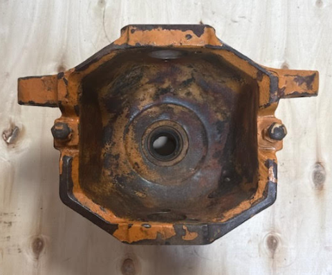 Case RH Front 4x4 Spindle Used | Broken Tractor