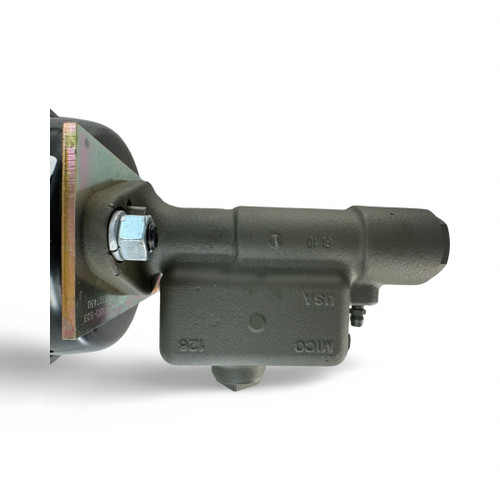 Case Wheel Loader Brake Master Cylinder with Air Chamber | B