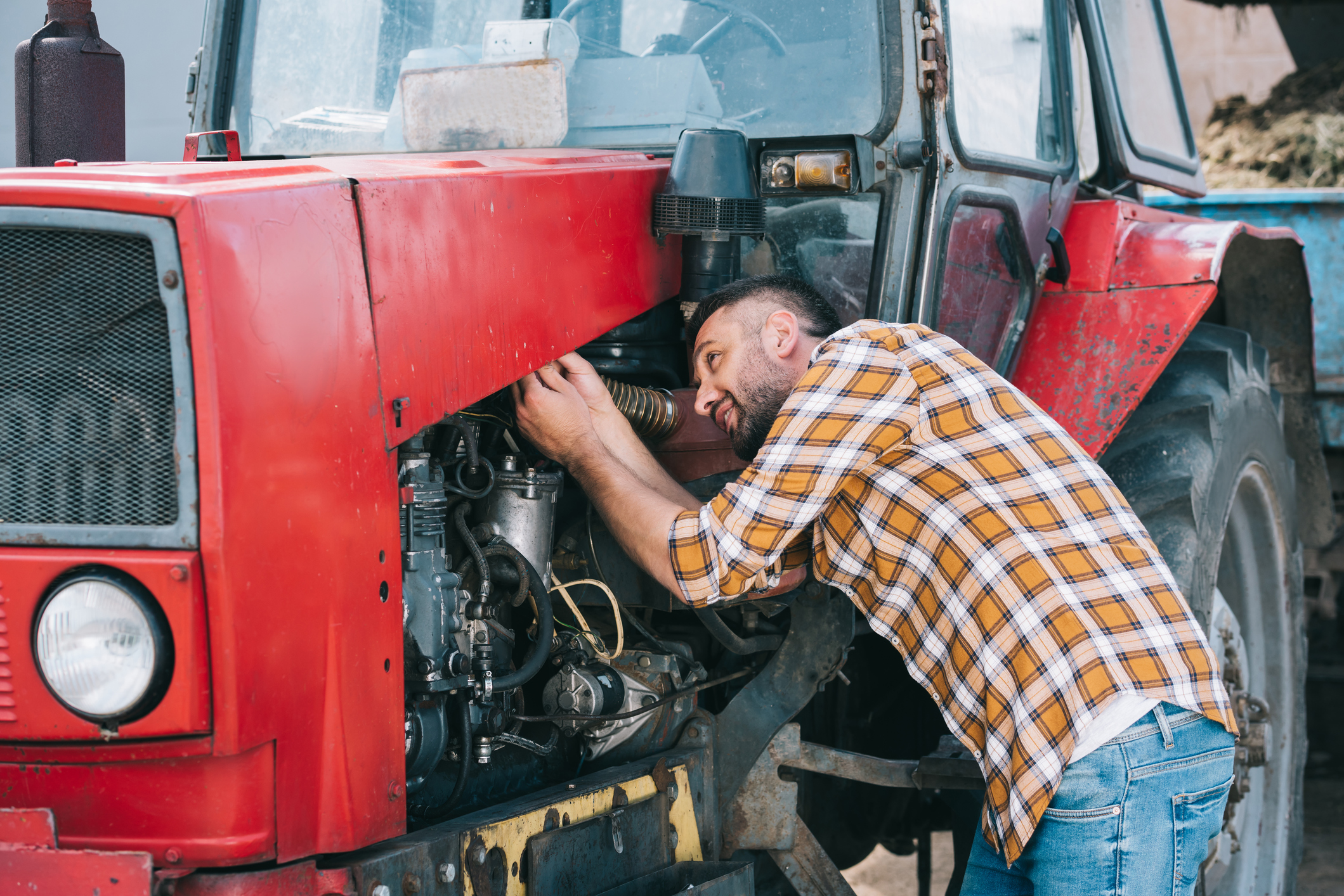 5 Tips to Increase the Life of Your Tractor Engine - Broken