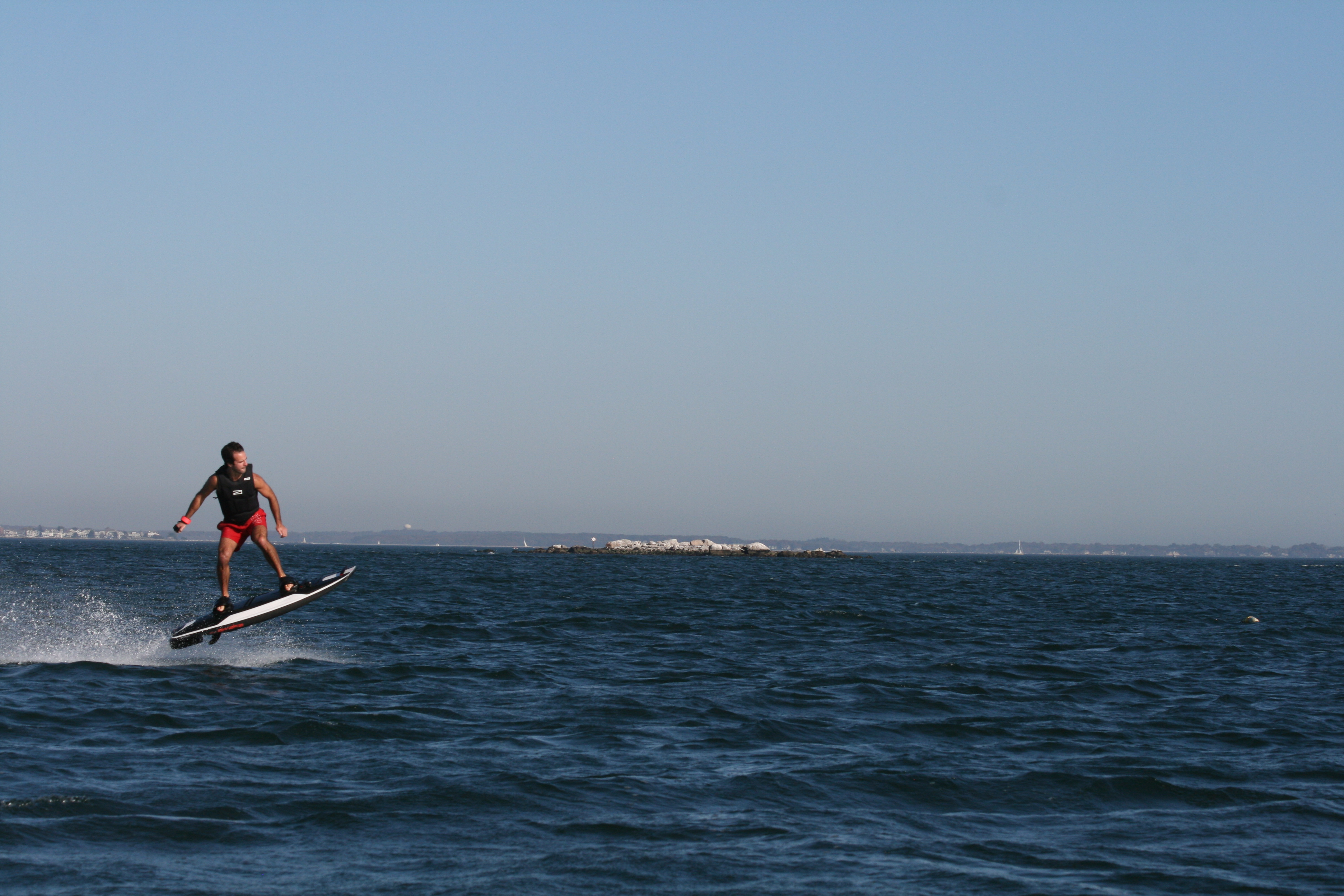 Get ready for summer 2024 with an Awake Ravik Electric Jetboard - SHAKA ...
