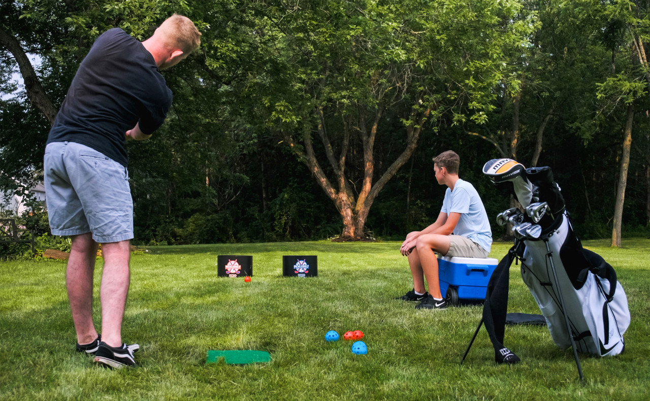 Izzo Golf Pickle Chipping Game | RockBottomGolf.com