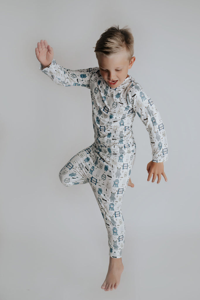 Three Little Tots Toddler Boys Halloween Monster Print Pajama Set ...
