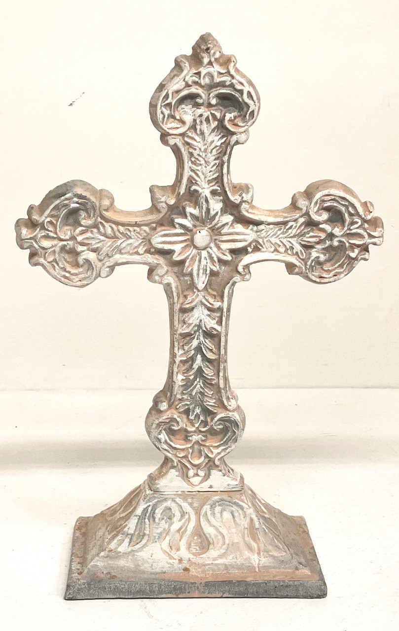 JESUS SAVES -- METAL CROSS