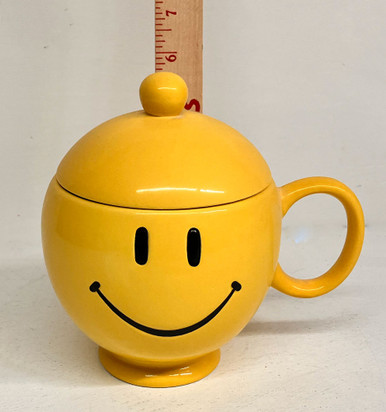 SMILEY FACE with Handle and Lid