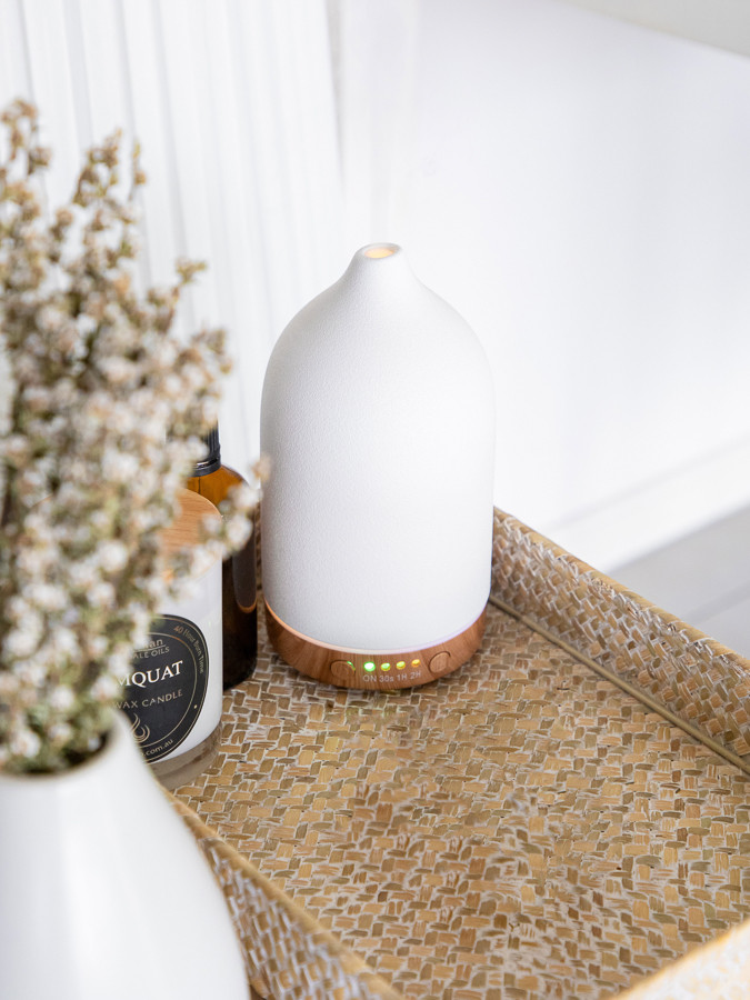 Stone Aroma Diffuser - White/Wood | AWO