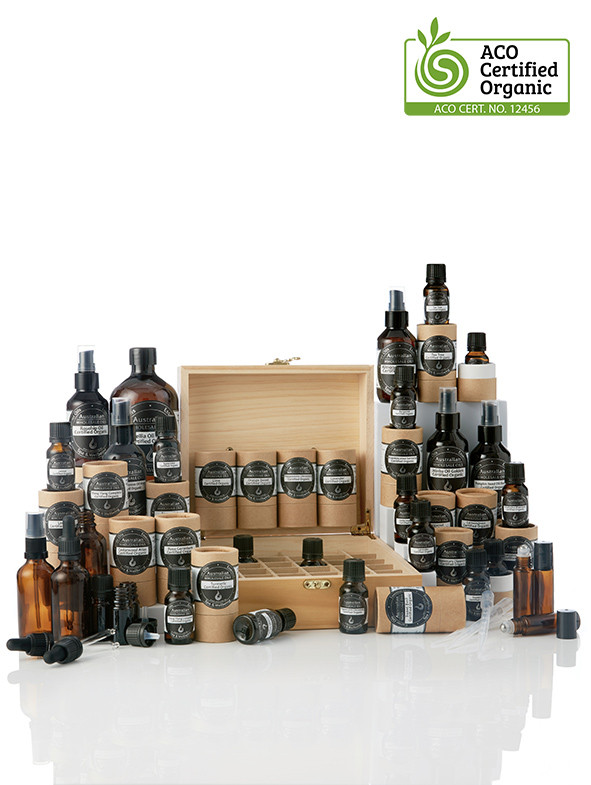 Organic Essential Oil Deluxe Kit | AWO