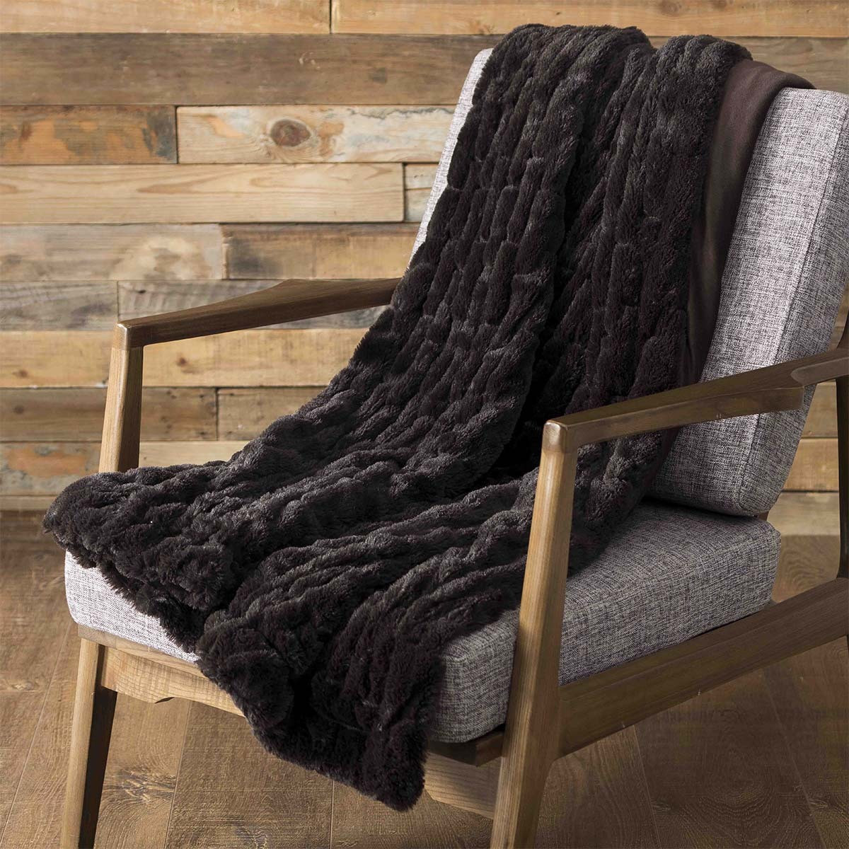 Smooth & Cozy Throws | Black Forest Decor