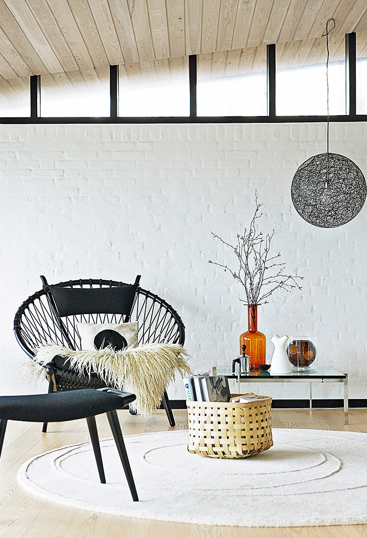 Circle Chair by PP Møbler - Elegant Design & Custom Upholstery Options