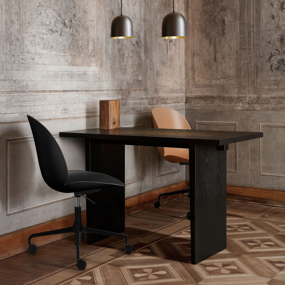 Gubi Beetle Meeting Chair - Height Adjustable Elegant Office Chair with ...
