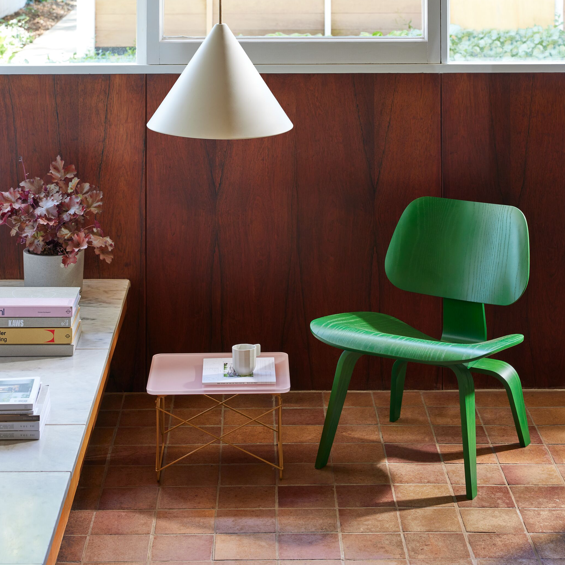 Eames® Wire Base Elliptical Table | Timeless Design & Style - Herman Miller