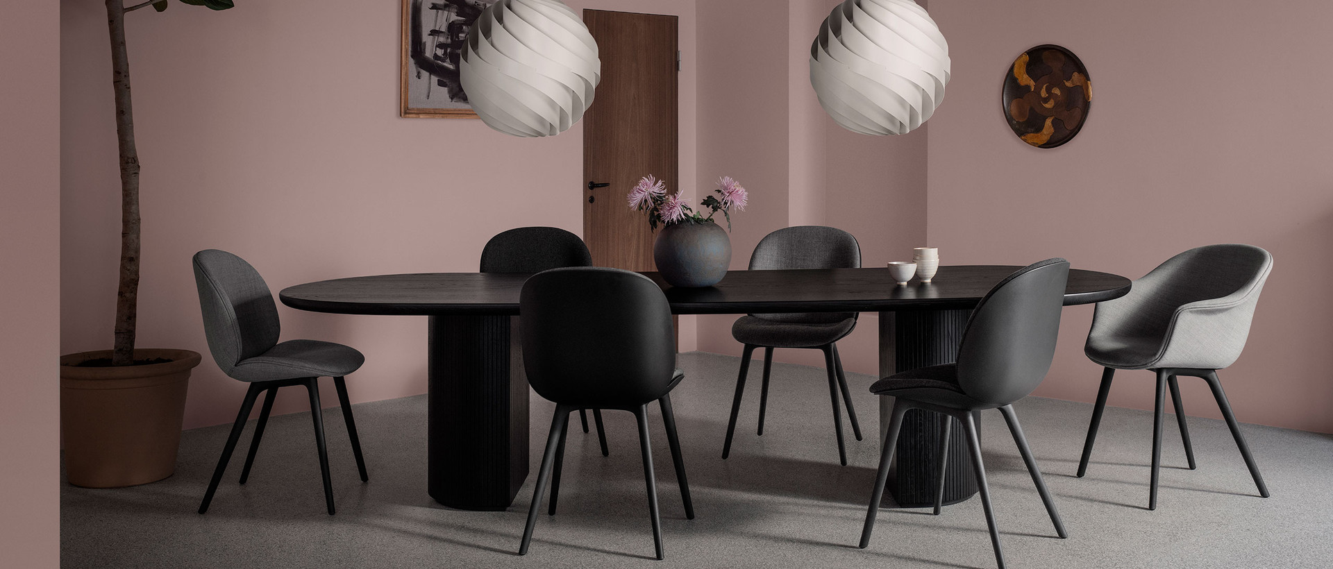 Moon Dining Table by Gubi | Elegant Elliptical Design & Organic Aesthetics