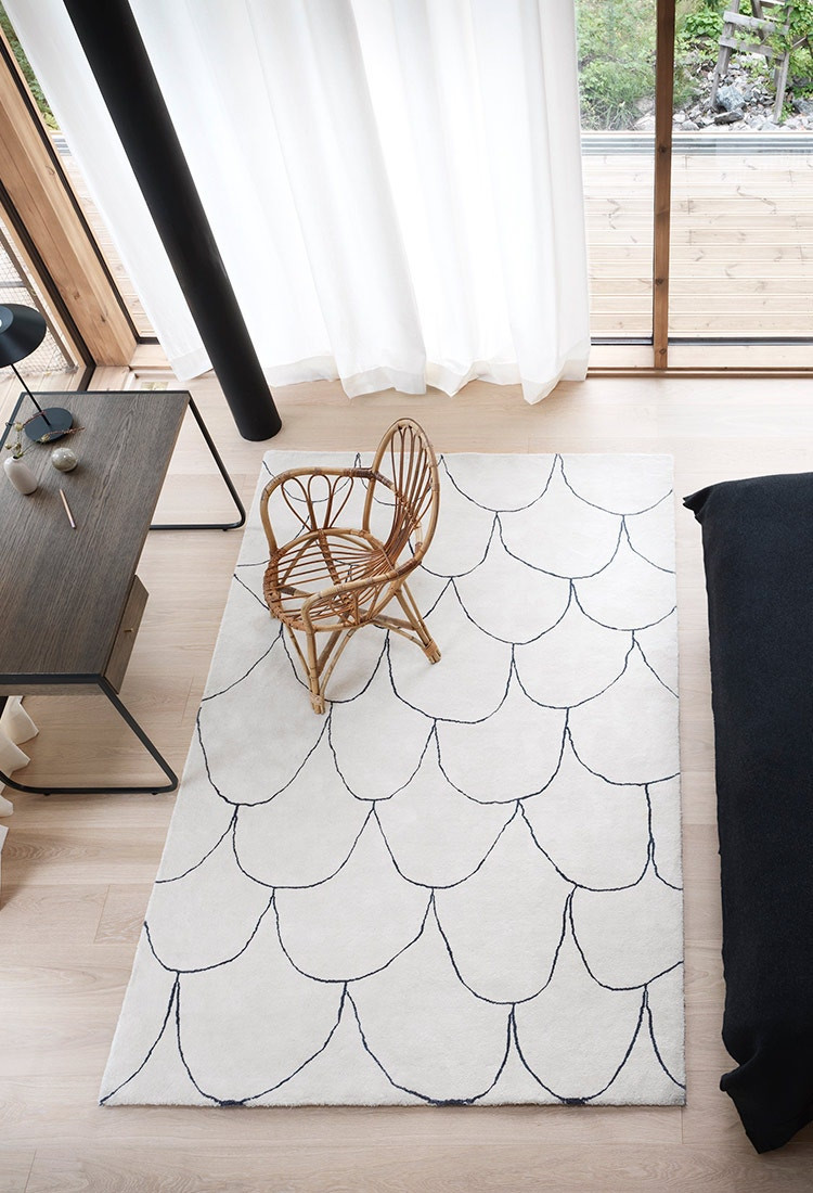 Fish Platinum Rug by Asplund | Hand-Knotted Luxury & Modern Elegance