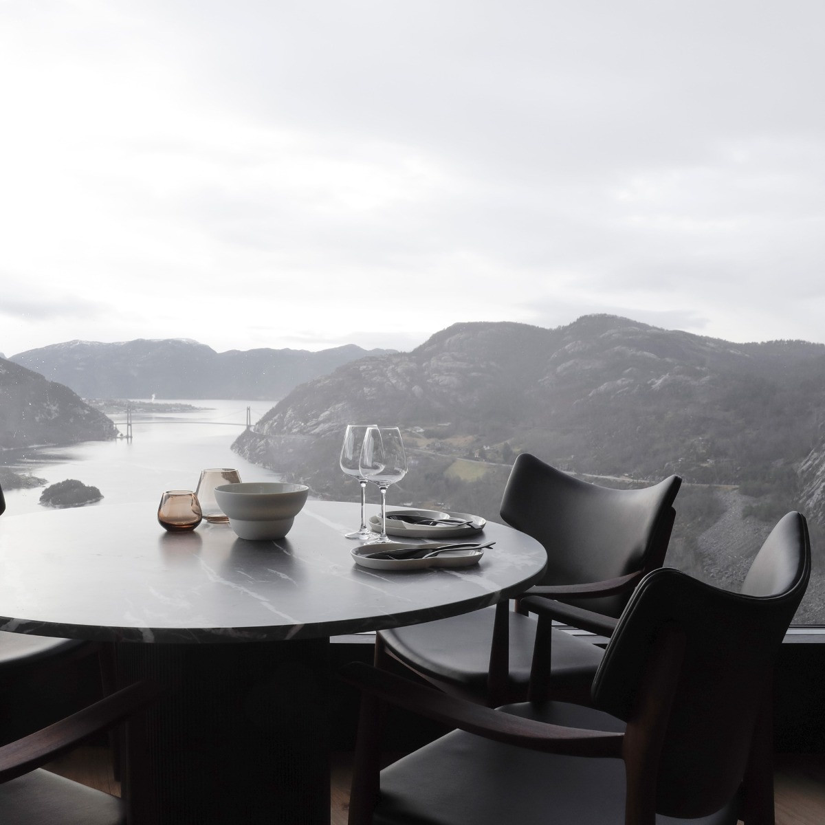 Veng Lounge Chair - Lekker Home