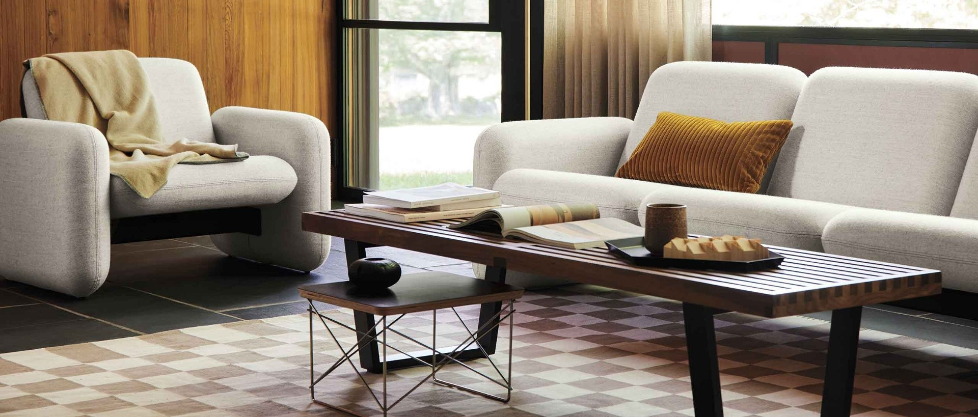 Eames® Wire Base Low Table by Herman Miller | Versatile & Stylish Furniture
