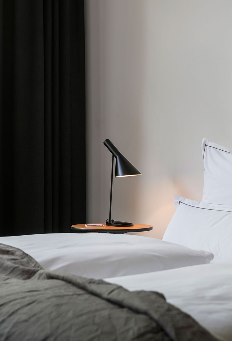 AJ Table Lamp by Louis Poulsen - Iconic Design & Adjustable Lighting