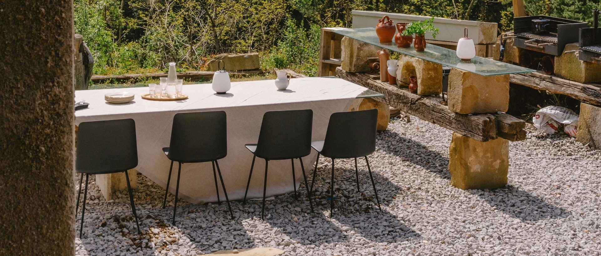 HW70 Rely Outdoor Dining Chair - Modern, Ergonomic & Weather-Resistant ...