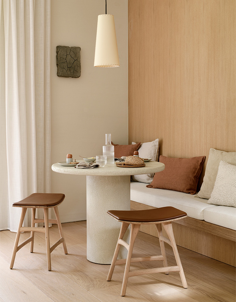 Elements Dining Table by Ethnicraft | Elegant Microcement Centerpiece ...