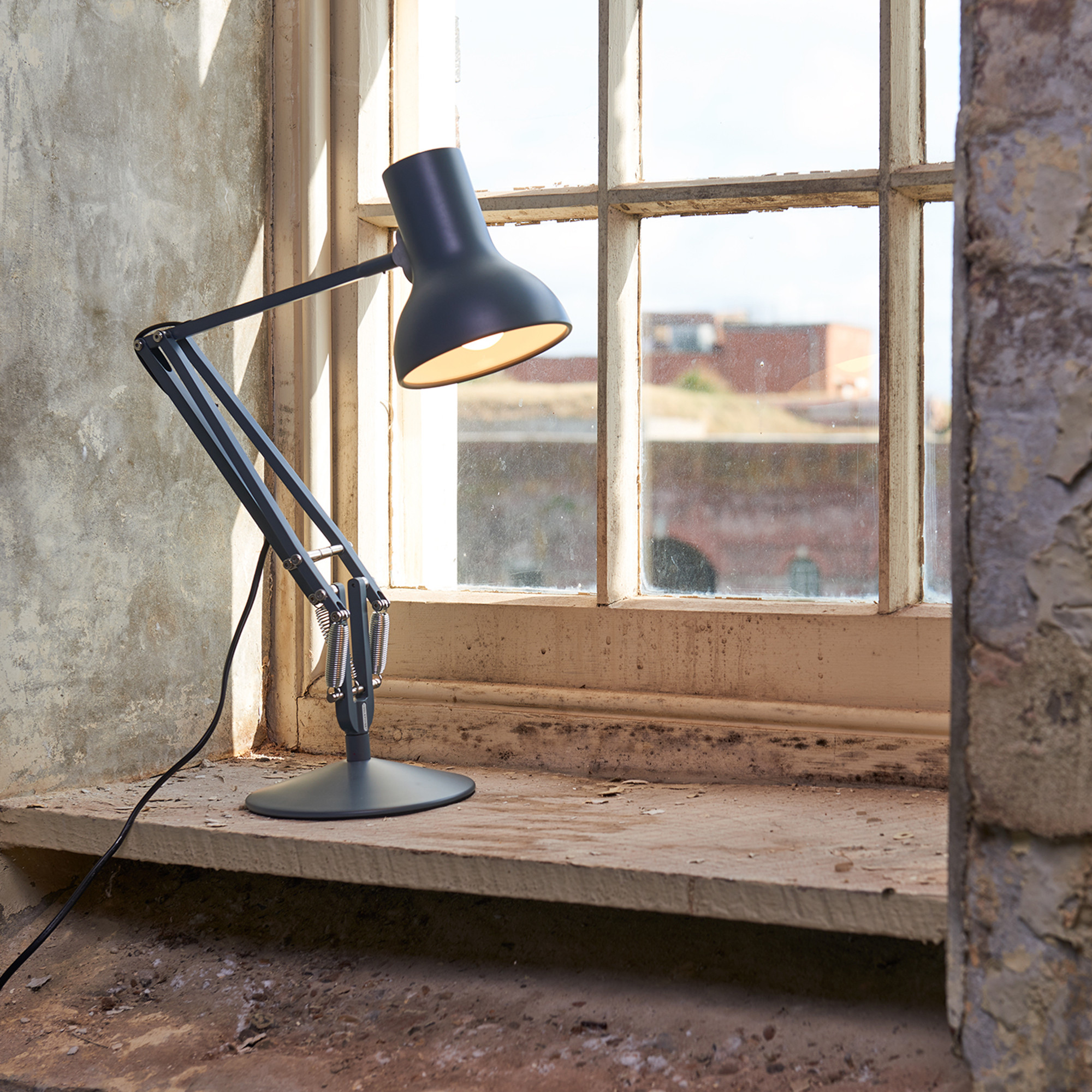 Buy Type 75™ Desk Lamp by Anglepoise | Iconic Design & Functional Lighting