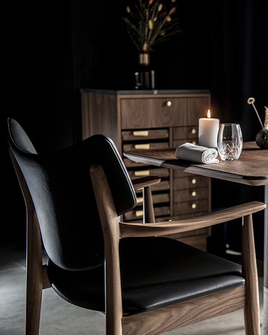 Veng Armchair - Iconic Norwegian Design by Eikund | Leather & Wood ...