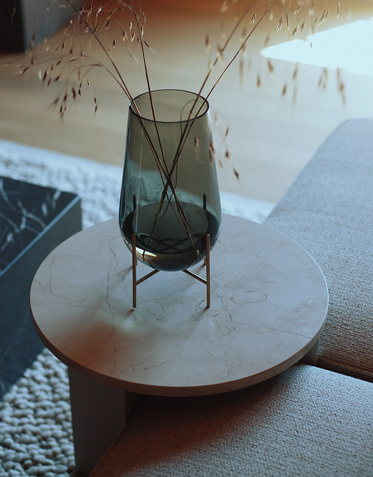Androgyne Marble Side Table - Lekker Home