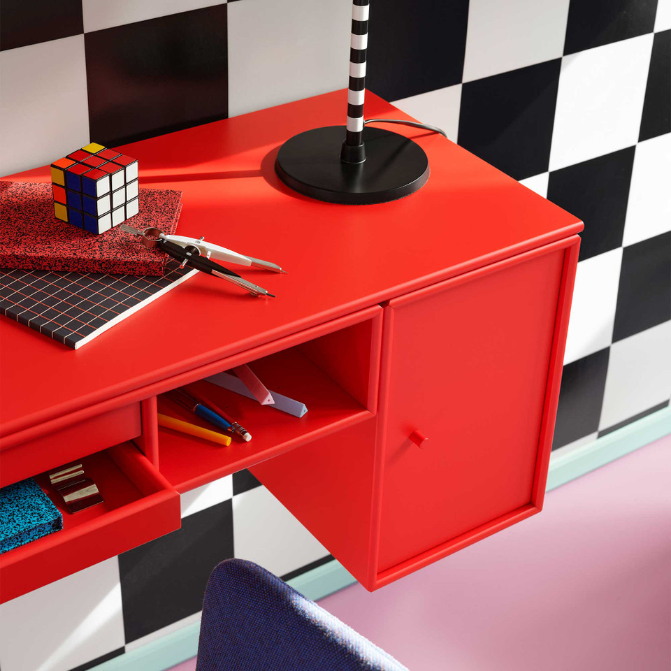 Montana Workshop Work Desk - Scandinavian Style & Customizable Workspace